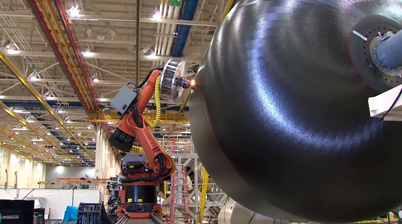 Manufacturing a Composite Rocket Fuel Tank – enginoor